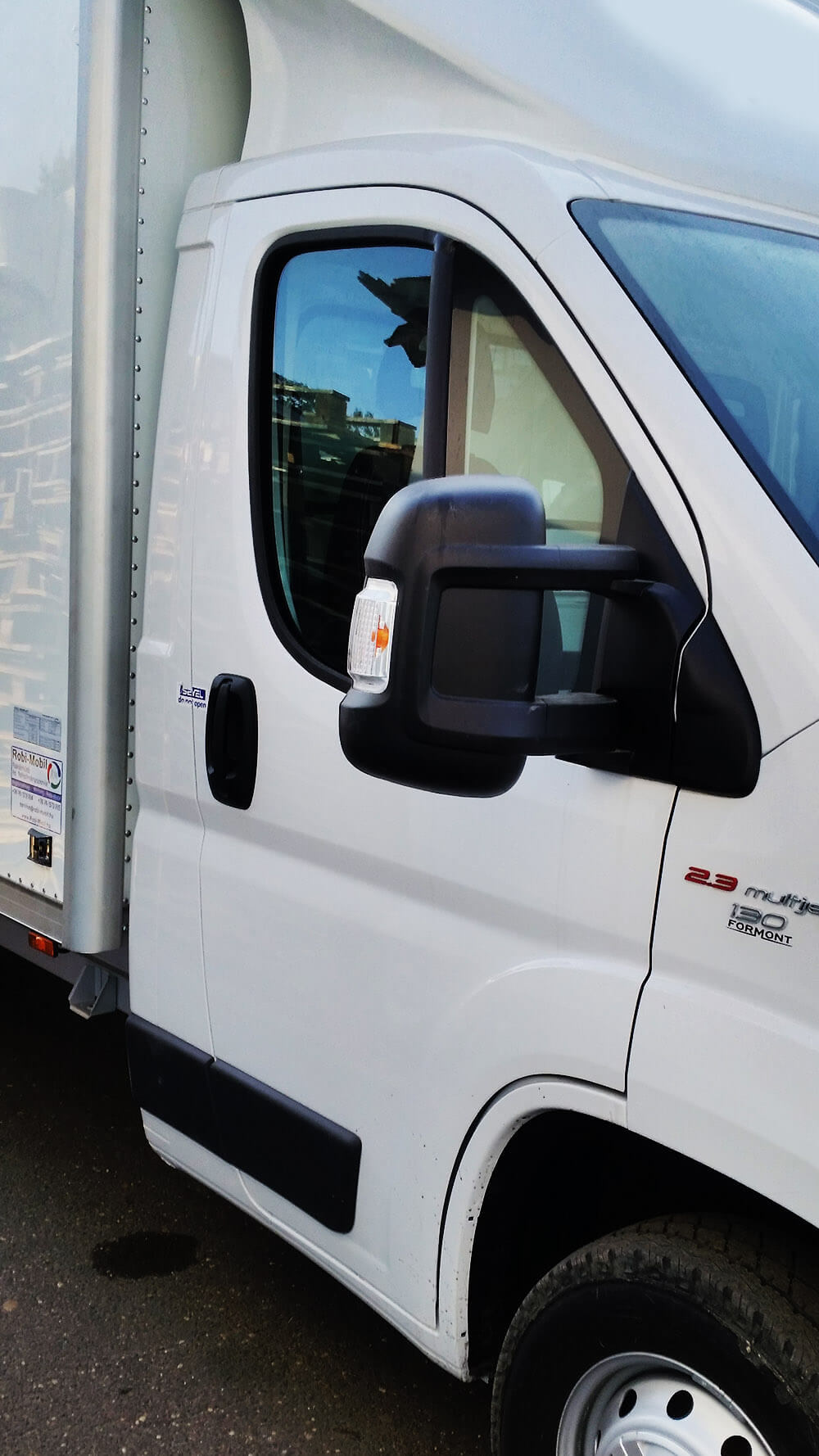 Alumínium felépítmények gyártása és javítása | Robi Mobil